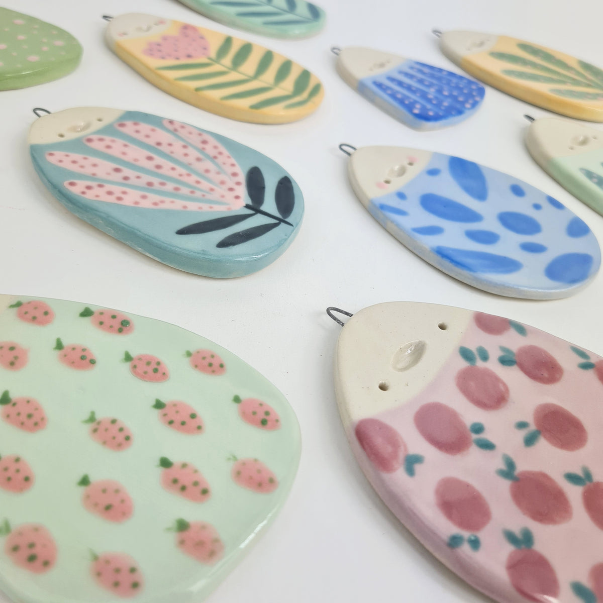 Wall Potato Nr. 70 – The Pottery Parade